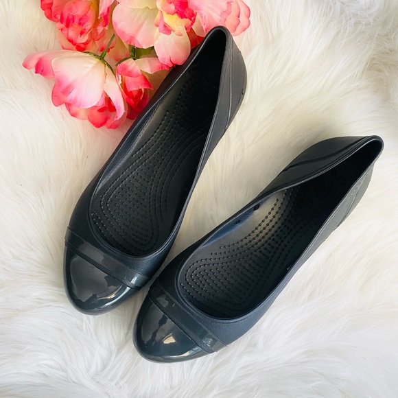 CROCS | Shoes | Crocs Flats | Poshmark